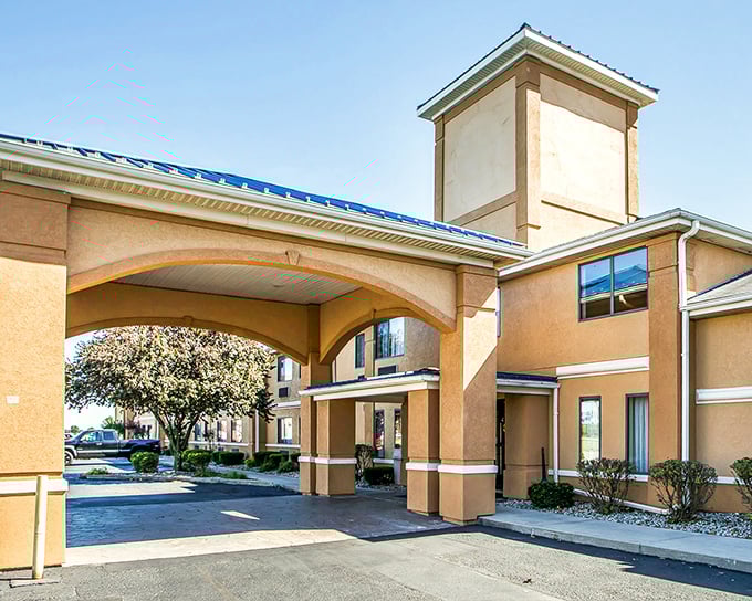 This hotel's welcoming entrance promises a good night's sleep without the sticker shock of big-city accommodations—more money left for souvenirs.