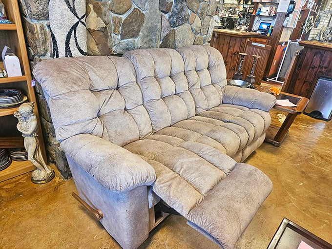 The recliner that promises to remember the shape of your Sunday afternoon nap. Comfort never goes out of style, especially at these prices.