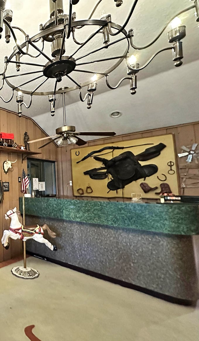 Vintage saddles and horseshoes aren't just decoration—they're reminders that you're in authentic cowboy territory, even in the heart of Florida.