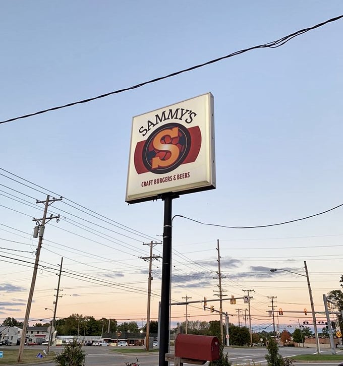 The Sammy's sign stands like a beacon for hungry travelers – a North Star for those guided by their appetites.