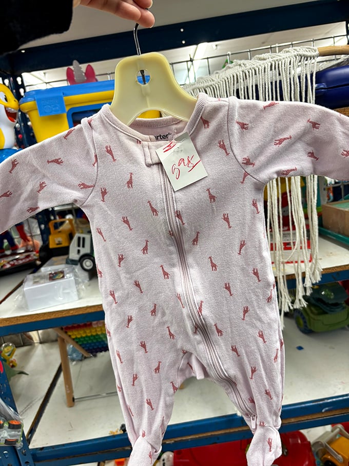That adorable giraffe-patterned onesie still has its tags—because babies outgrow things faster than you can say "growth spurt."