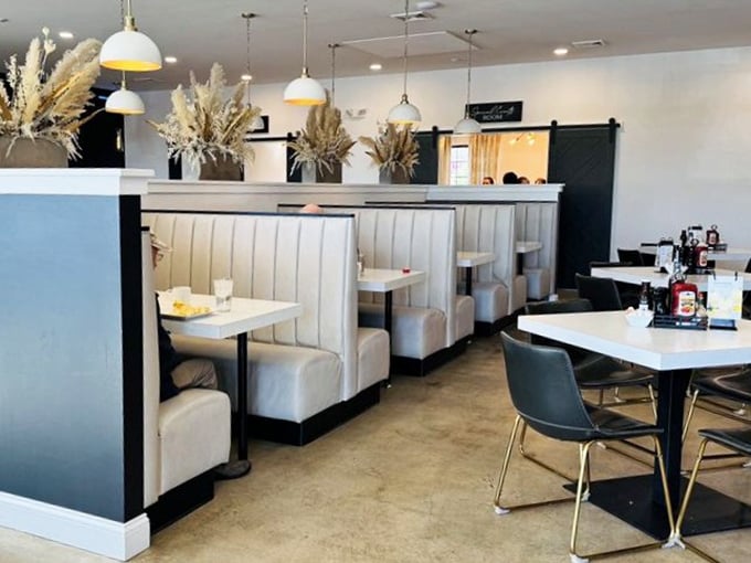 These cozy booths aren't just seating—they're front-row tickets to the best meal in Ronks, Pennsylvania.