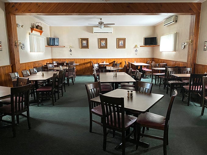 The dining room offers a brighter, family-friendly alternative to the bar area – perfect for Sunday dinners with the whole crew.