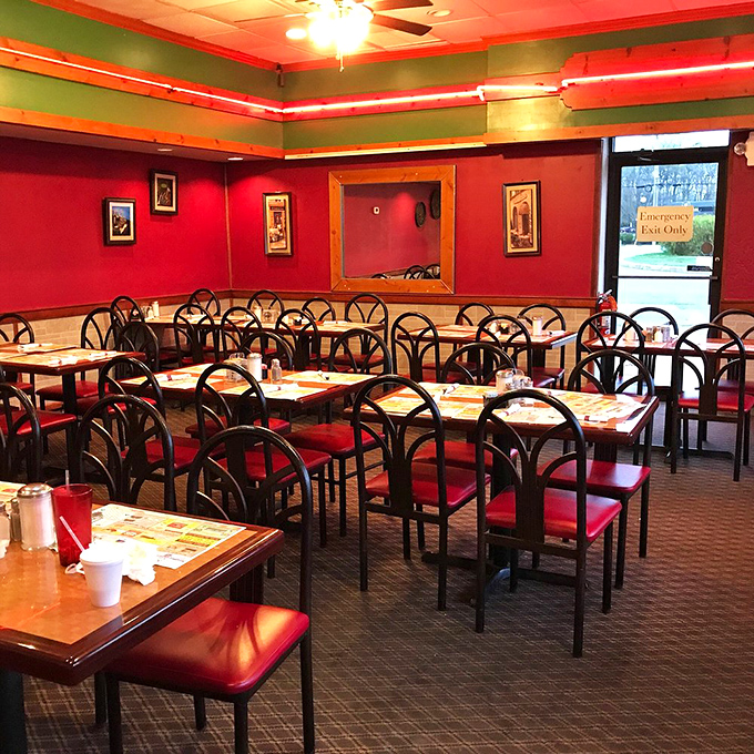 The dining room waits expectantly for its next wave of hungry patrons, like a stage set for the daily drama of delicious decisions.