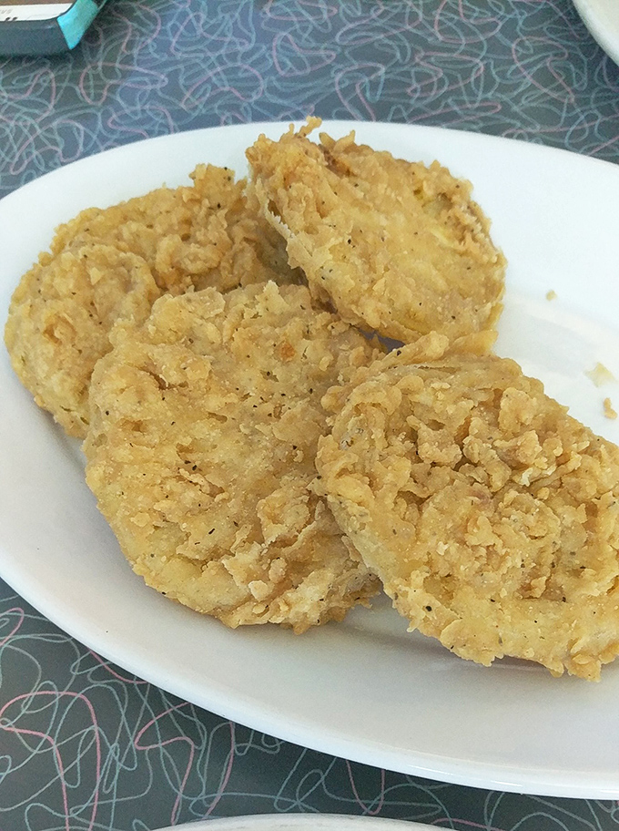Fried green tomatoes with the perfect crunch-to-tenderness ratio—a Southern classic that deserves its place in the comfort food hall of fame.