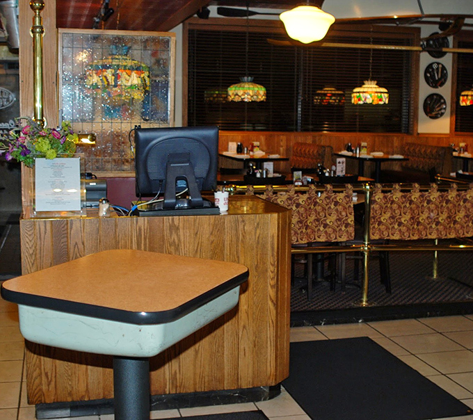 The host station stands ready for the morning rush – the breakfast equivalent of mission control for hungry Toledoans.