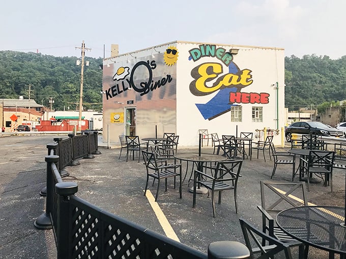 When the weather cooperates, outdoor seating lets you enjoy your breakfast with a side of fresh air and Pittsburgh scenery.