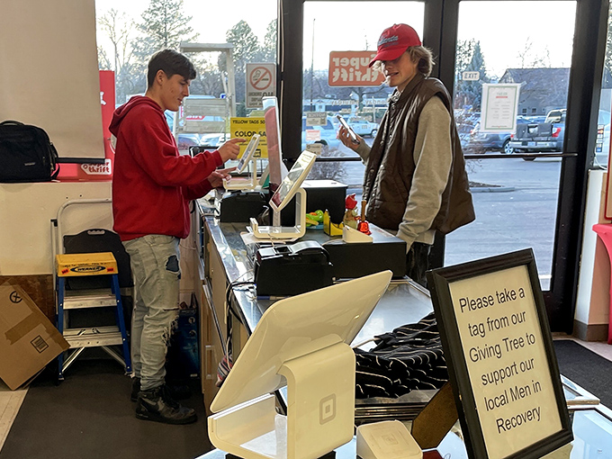 The moment of transaction – where bargain hunters and community support meet at the intersection of thrift and purpose.