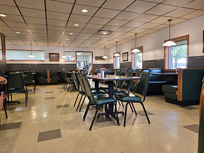 Classic diner seating awaits your story. These tables have hosted first dates, family reunions, and Tuesday night dinners when nobody wanted to cook.