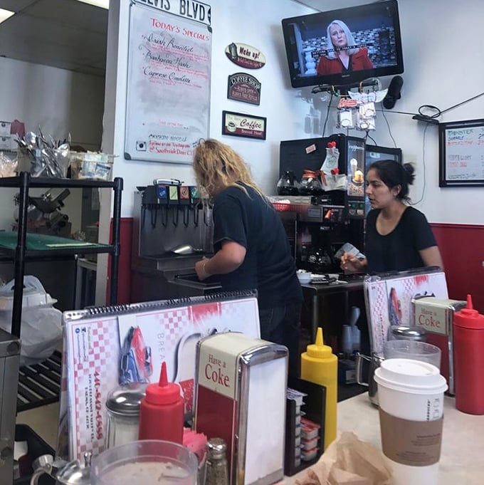 Behind every great diner is a staff that moves with the choreographed precision of Broadway dancers, but with much better food as the finale.