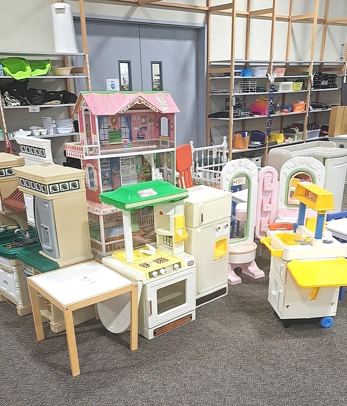 A miniature kitchen wonderland where little chefs can practice before graduating to the real thing.