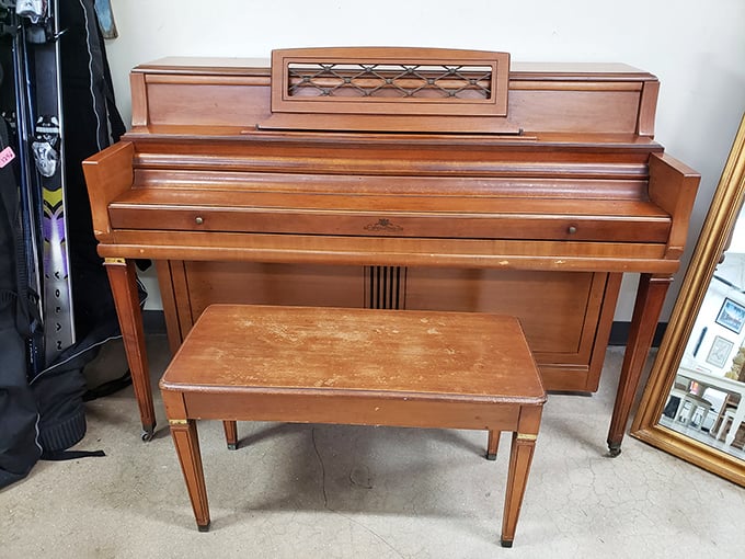A piano that's witnessed a thousand renditions of "Heart and Soul" and is patiently waiting for yours to join the chorus. 