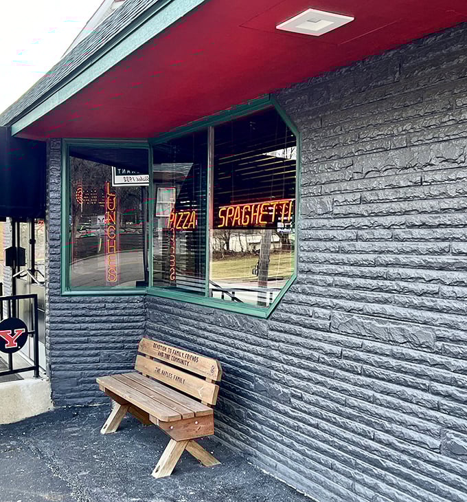 The entrance promises "Pizza" and "Spaghetti" – two words that have never led anyone astray.