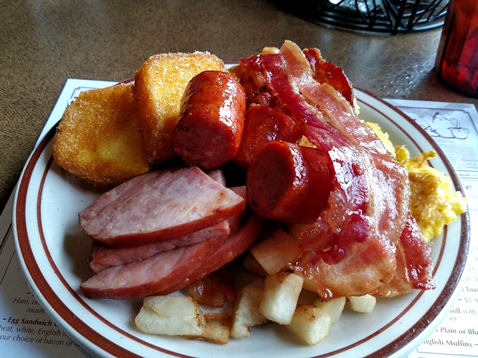 Breakfast that could fuel a barn-raising—or just your exploration of Amish Country. Either way, you're winning.