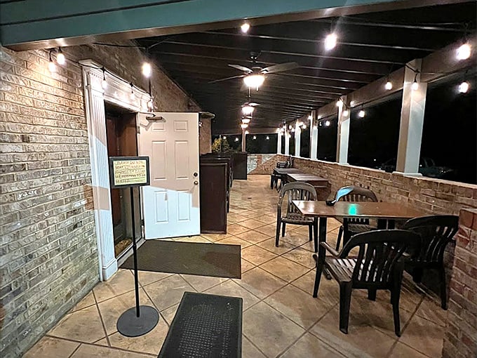 The covered patio offers al fresco dining with protection from Virginia's unpredictable weather – the best of both worlds.