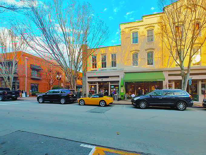 New Bern's colorful downtown invites leisurely strolls and spontaneous shopping—where finding parking might be the only stress you'll encounter all day.