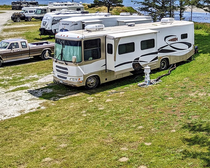 RV enthusiasts have discovered the secret – why pay millions for an ocean view when you can park your home-on-wheels in paradise?