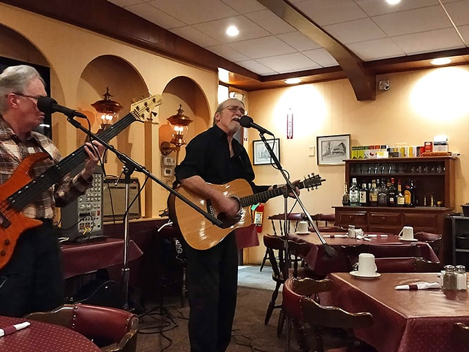 Sometimes Court Diner serves up live music alongside their comfort food – proving they know how to feed both stomach and soul.