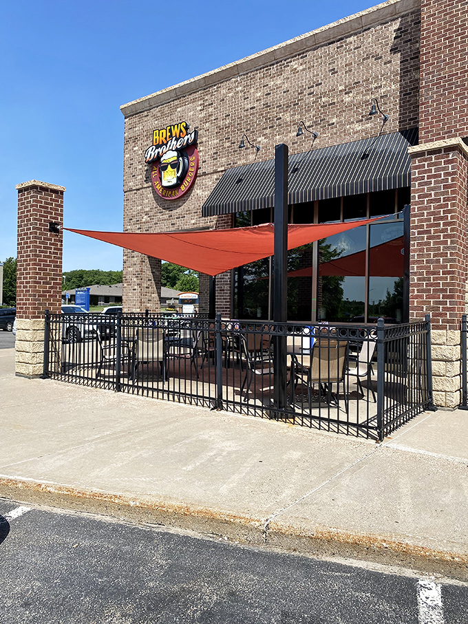 The outdoor patio—where fresh air makes everything taste better. Wisconsin summers were made for this exact scenario.