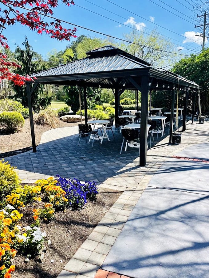 The outdoor pavilion offers al fresco dining surrounded by gardens – because pancakes taste even better with a side of fresh air and birdsong.