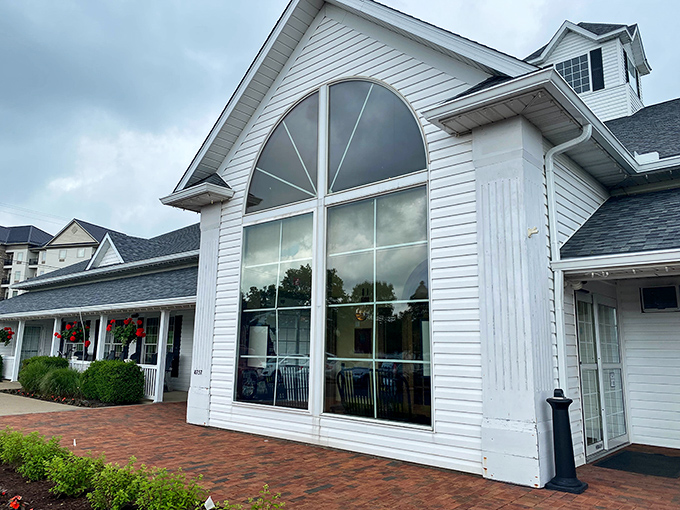 Even the outdoor view looks good enough to eat – Ohio countryside at its finest.