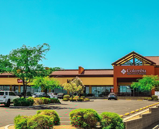 The Outlets at Barstow combine desert aesthetics with retail therapy, proving that bargain hunting is even more satisfying in the shadow of palm trees.