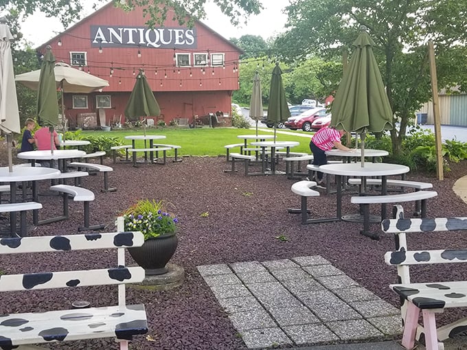 Outdoor seating with a view of an antique barn—because sometimes fresh air makes the perfect condiment for lunch in Amish Country.