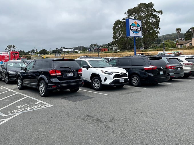 A packed parking lot tells the real story—no marketing campaign beats genuine popularity and seafood worth driving for.