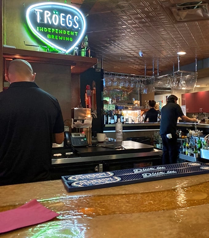 Behind every great restaurant is a team that makes the magic happen. The bar staff at Kelly's keeps glasses full and spirits high.