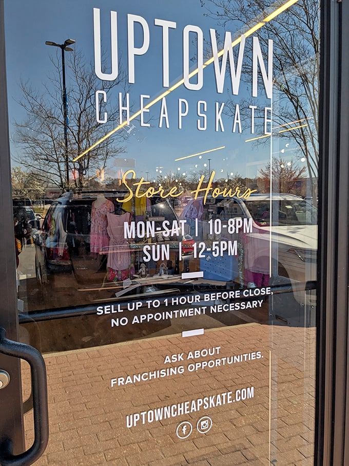 Store hours generous enough for both early birds and night owls. The "sell up to 1 hour before close" policy is the cherry on top.