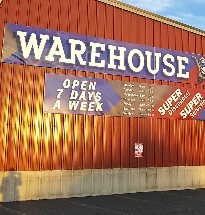 Seven days a week of bargain hunting possibilities! The "SUPER discounts" sign isn't just marketing—it's more like a spoiler alert for what's inside.