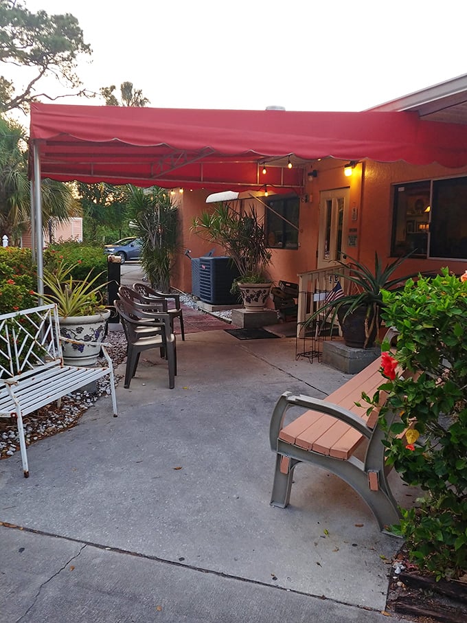 The outdoor waiting area—where anticipation builds and the Florida breeze carries promises of prime rib to come.