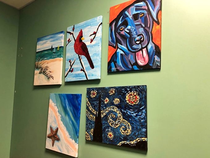 Local art adorns the walls, including a playful dog portrait and Van Gogh-inspired starry night – culture with your coffee is always a bonus.
