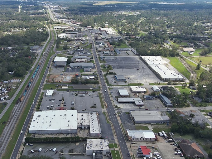 From above, Vidalia reveals its thoughtful layout—a patchwork of commerce, greenspace, and neighborhoods stitched together by tree-lined streets.