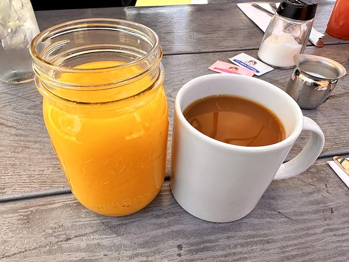 Fresh orange juice and perfectly brewed coffee – the dynamic duo that makes every morning feel like a victory.