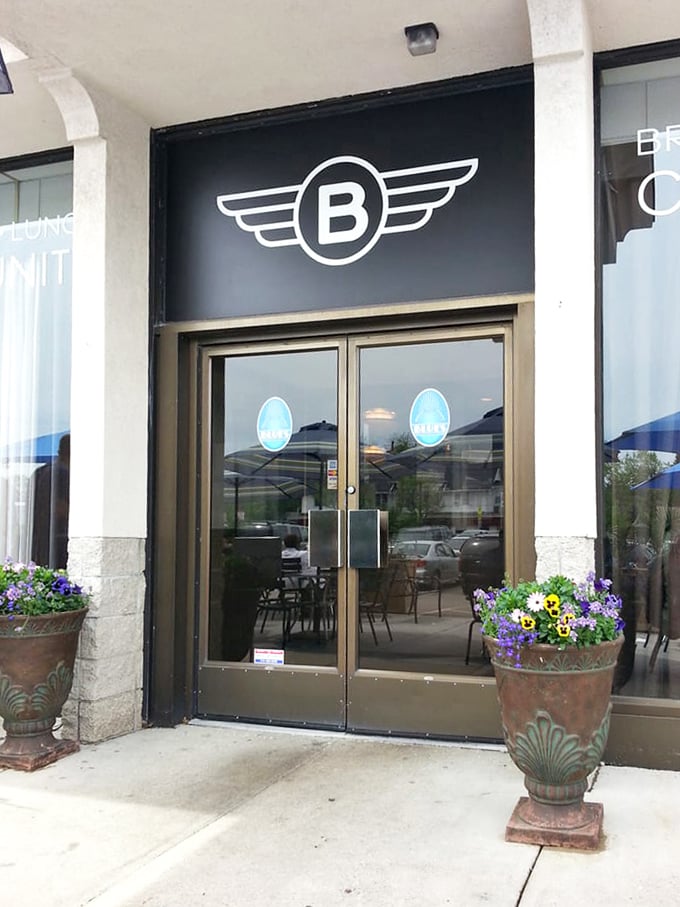 The entrance with its winged "B" logo – like breakfast superhero headquarters. Behind these doors, pancake justice is served hot and fluffy.