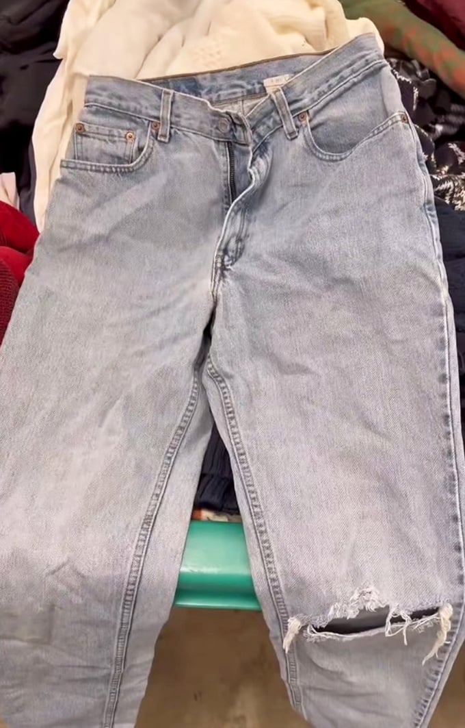 Classic light-wash denim with character-building knee holes—the jeans equivalent of a friend who's been through some things but remains cool.