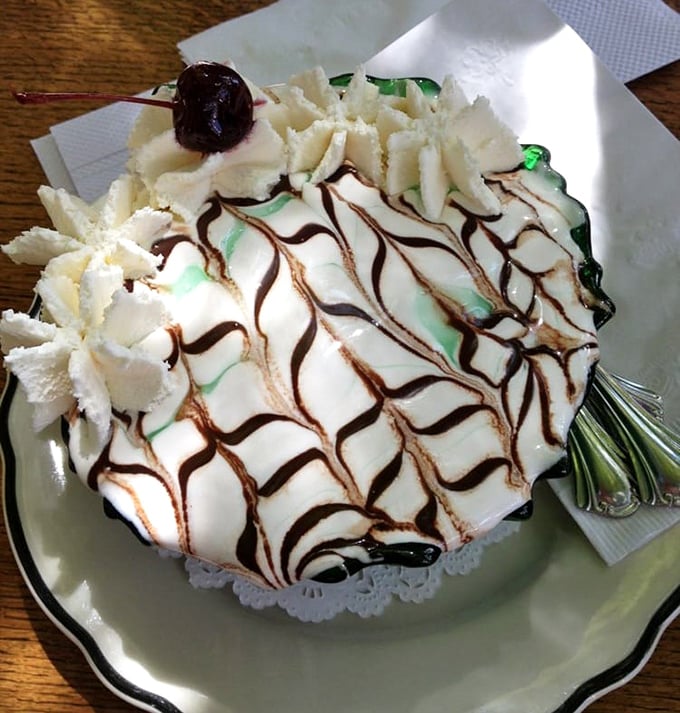 Mint chocolate perfection dressed up like it's attending the ice cream prom – and winning queen.