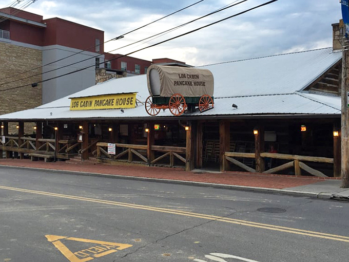 The full exterior view reveals the restaurant's perfect Gatlinburg location—just steps from mountain adventures and inevitable food comas.