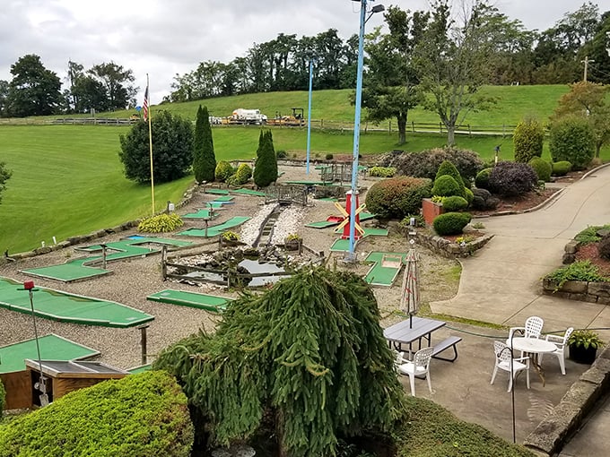 Mini-golf with a side of fresh air – because sometimes you need to work up an appetite or walk off that second helping of fried chicken.