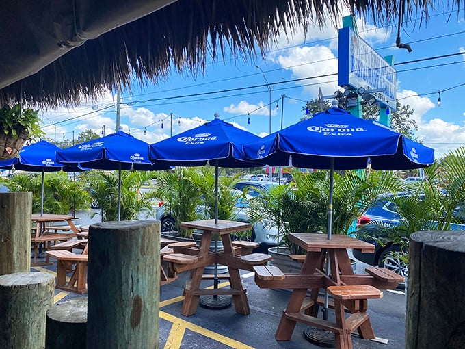 Outdoor dining the way Florida intended – casual, comfortable, and just steps away from incredible seafood.
