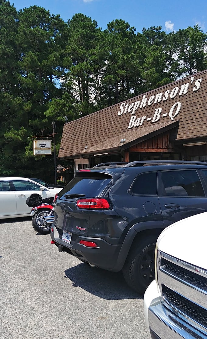 Every parking space filled is another five-star review—the most honest rating system in the restaurant world.