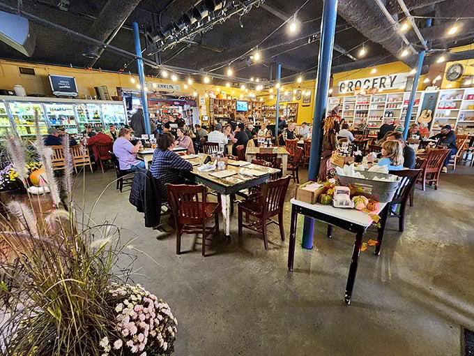 Full tables tell the truth about good food – locals and visitors gather in this converted grocery space where conversations flow as freely as the sweet tea.