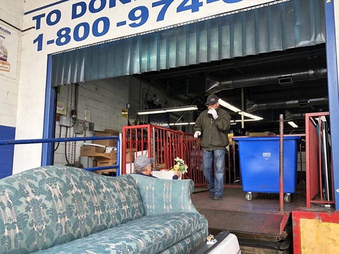 The warehouse exterior announces its charitable mission to the Los Angeles skyline—thrifting with purpose at its finest.