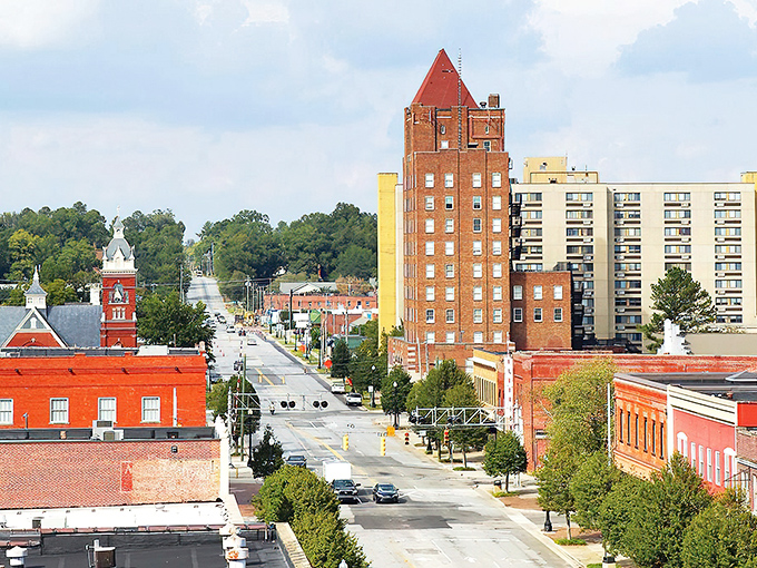 From above, Kinston looks like the retirement dream nobody's discovered yet – plenty of green, minimal traffic.