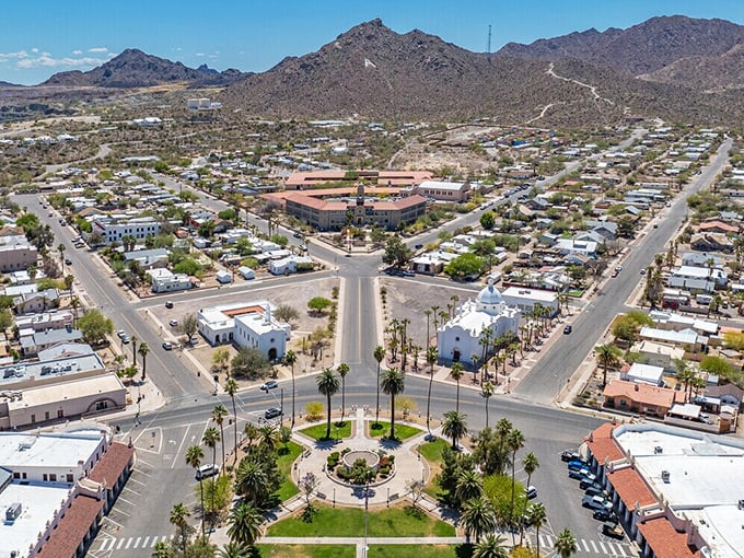 From above, Ajo reveals its perfect symmetry—a masterclass in town planning that makes you wonder if the designer had an unusually satisfying Etch A Sketch moment.