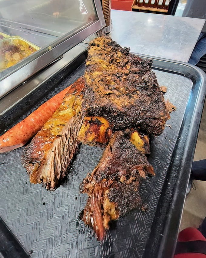This tray isn't just holding barbecue—it's displaying edible art that took hours of patience, smoke, and Texas know-how to create.