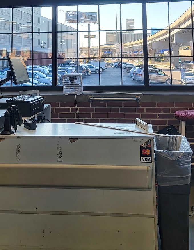 Even the checkout counter maintains the no-frills approach. Your treasures aren't bagged in fancy packaging—just priced by the pound and sent to their new home.
