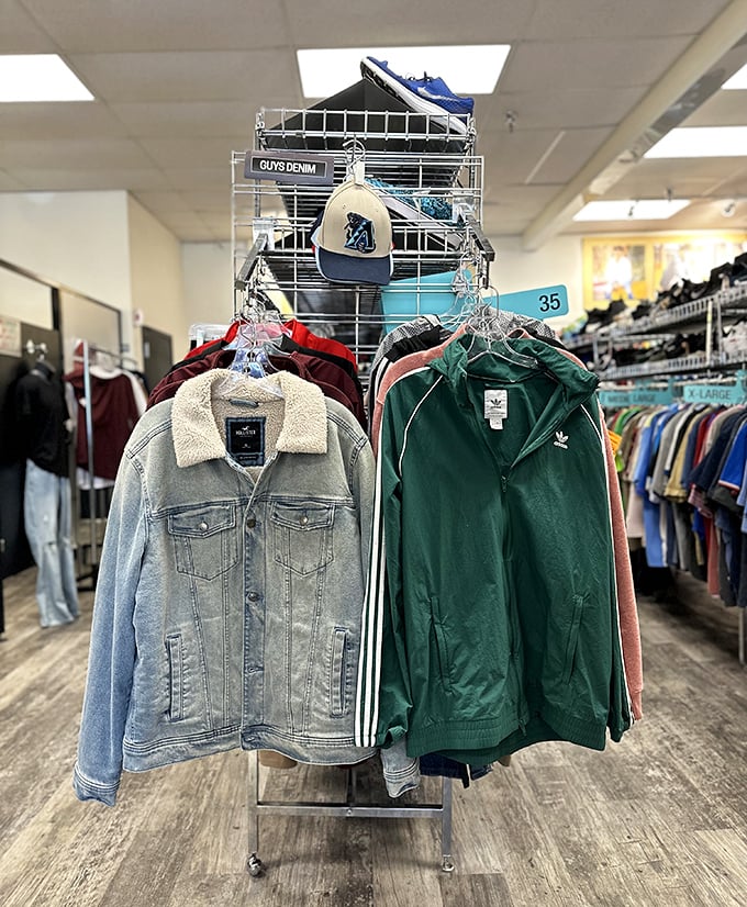 Jacket jackpot! That sherpa-lined denim beauty would cost three digits new, but here it's priced for actual humans with actual budgets.
