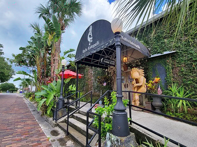 Kafe Kokopelli's tropical entrance creates an oasis of calm that whispers, "Slow down, the emails will wait—your coconut shrimp will not."